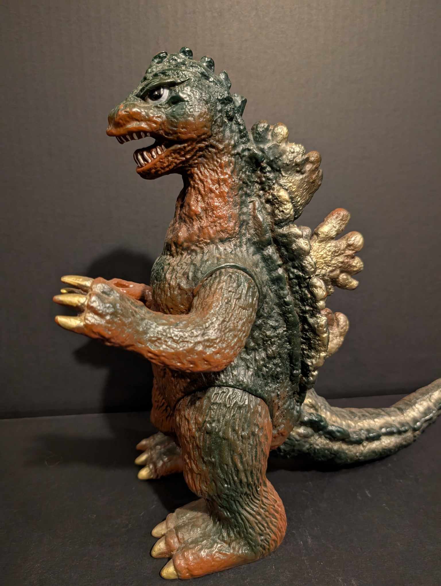Bullmark Giant Godzilla (2001) Reproduction by Bandai, Brown
